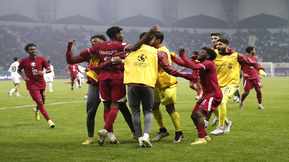 البحرين وقطر تكملان عقد المتأهلين إلى نصف نهائي كأس الخليج رياضة