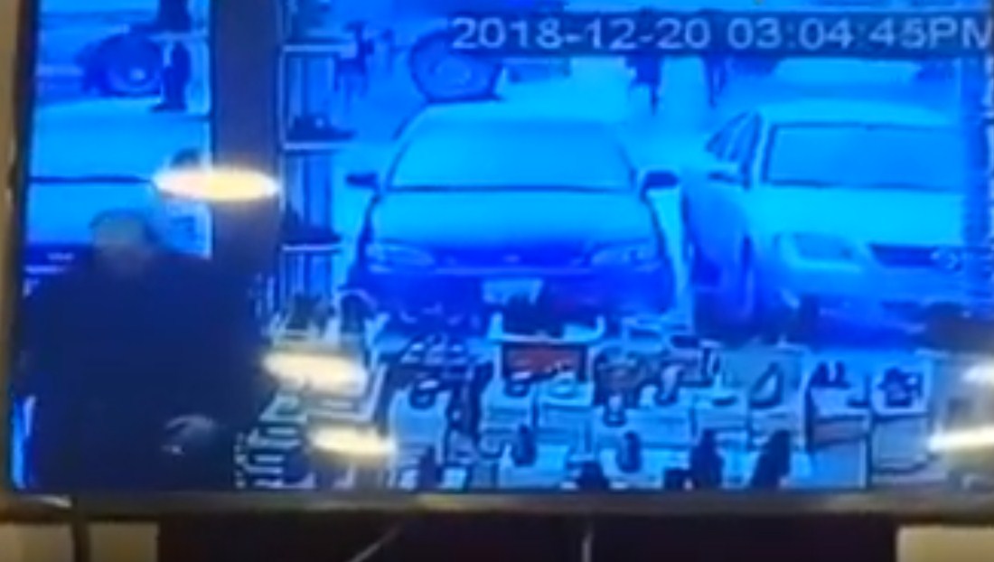 بالفيديو لحظة وفاة فتاة دهستها شاحنة في منطقة الجويدة الأردن اليوم