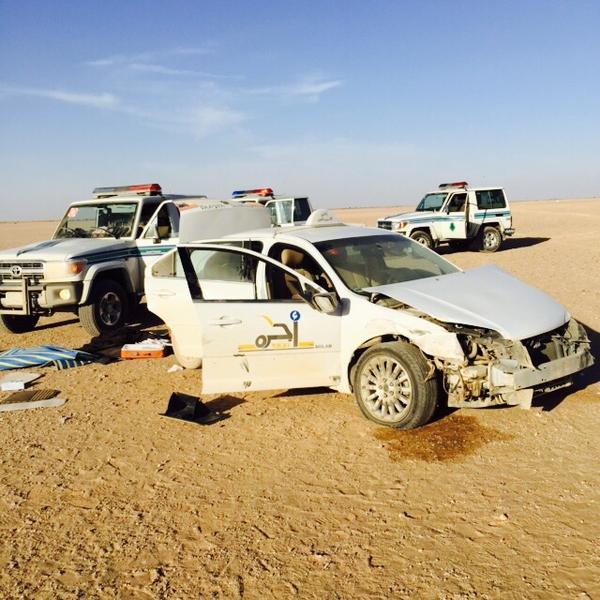 بالصور مطاردة مثيرة بالطائف تطيح بسائق أجرة هرب من نقطة تفتيش شؤون