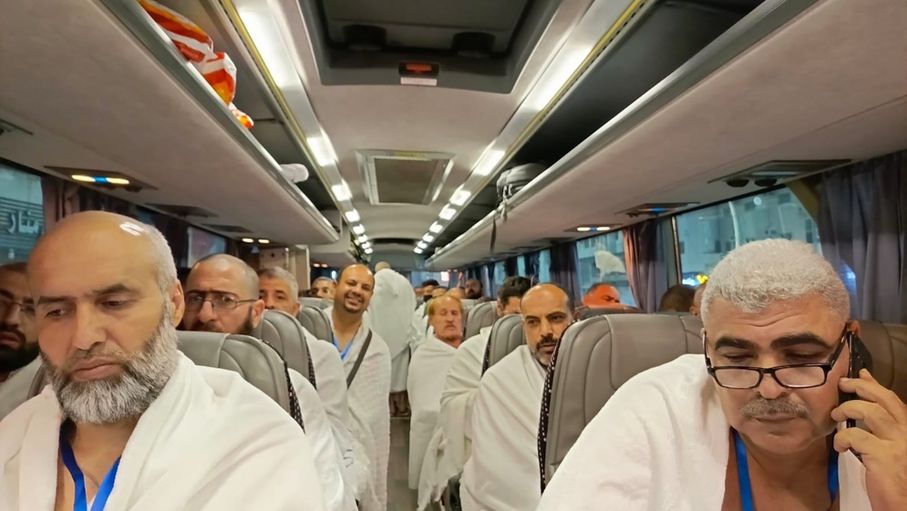 تفويج الحجاج الأردنيين وفلسطينيي 48 للوقوف على صعيد عرفات وأداء ركن