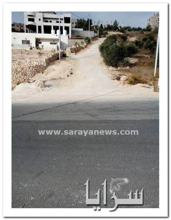 بالصور .. بلدية السلط تترك شارعاً دون تعبيد بعد ان فتحت شوارع حوله .. و ...